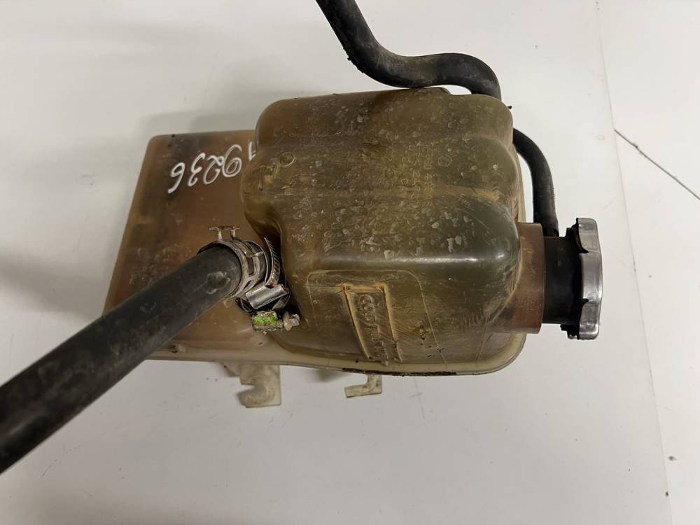04880498ab 52079880aa Expansion Tank coolant (RADIATOR EXPANSION TANK ...