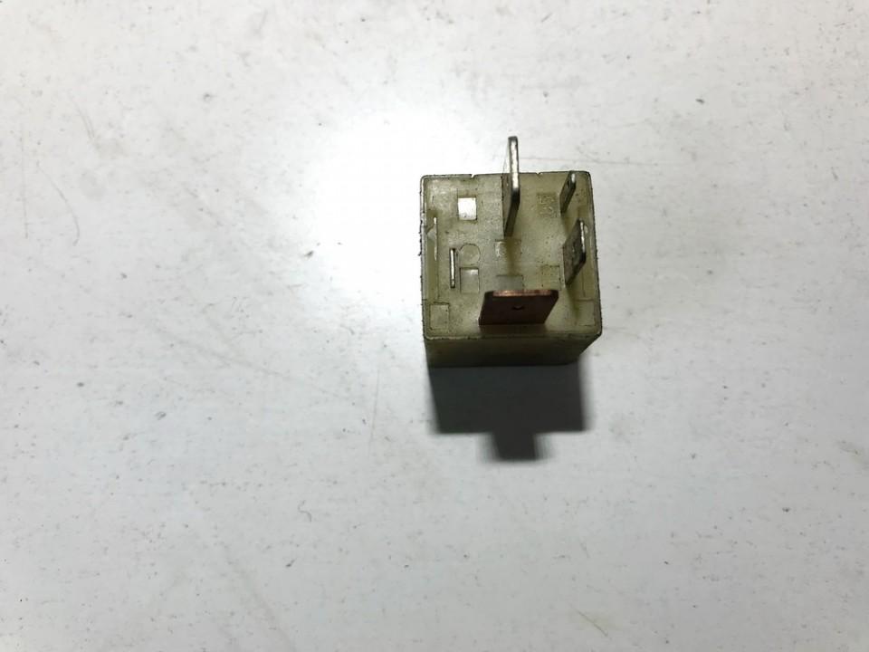 357911253 103 Relay module Volkswagen Golf 1999 - EIS00628951 | Used ...