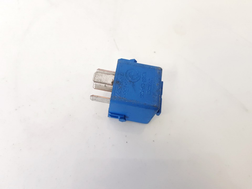 61366915327 6136-6915327 Relay module BMW 3-Series 1999 - EIS01298987 ...