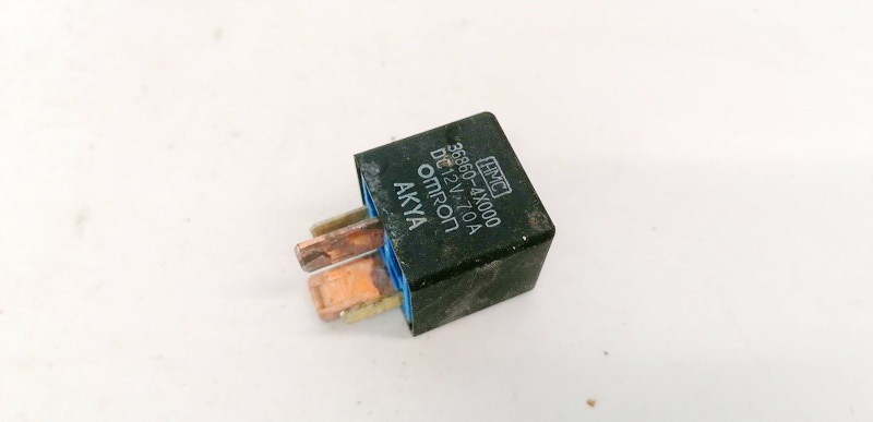 368604X000 Kia Carnival 2001 Relay module | EuroImpex