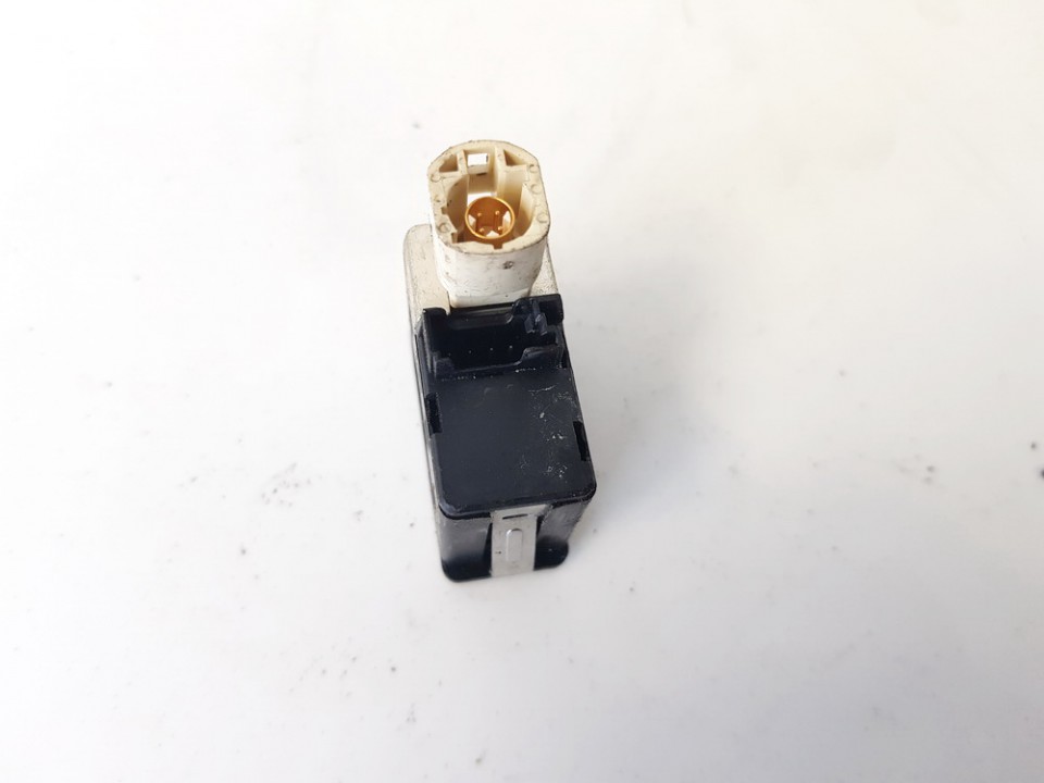 61319129651 61.319129651-02 USB-AUX-Ipod cable (jack) BMW 5-Series 2015 ...