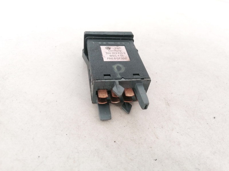 3B0953235B USED Hazard switch Volkswagen Passat 1999 1.8L 5EUR EIS01209055 | Used Auto Parts Shop