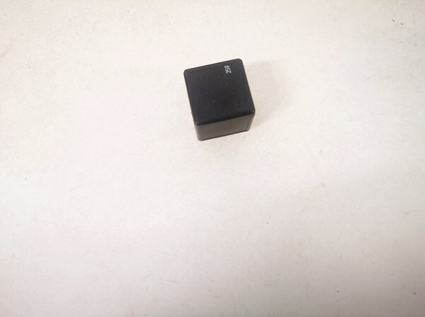 90464760 v23134-k52-x220 Relay module Opel Vectra 1999 2.0L ...