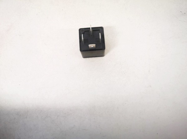 90464760 v23134-k52-x220 Relay module Opel Vectra 1999 2.0L ...