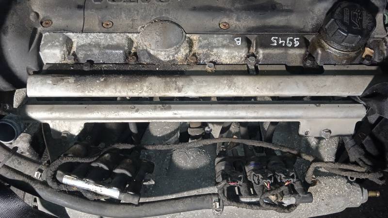 9186340 0280155831 Fuel injector rail (injectors)(Fuel distributor ...