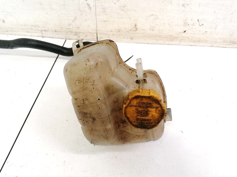 USED USED Expansion Tank coolant (RADIATOR EXPANSION TANK BOTTLE ) Opel ...