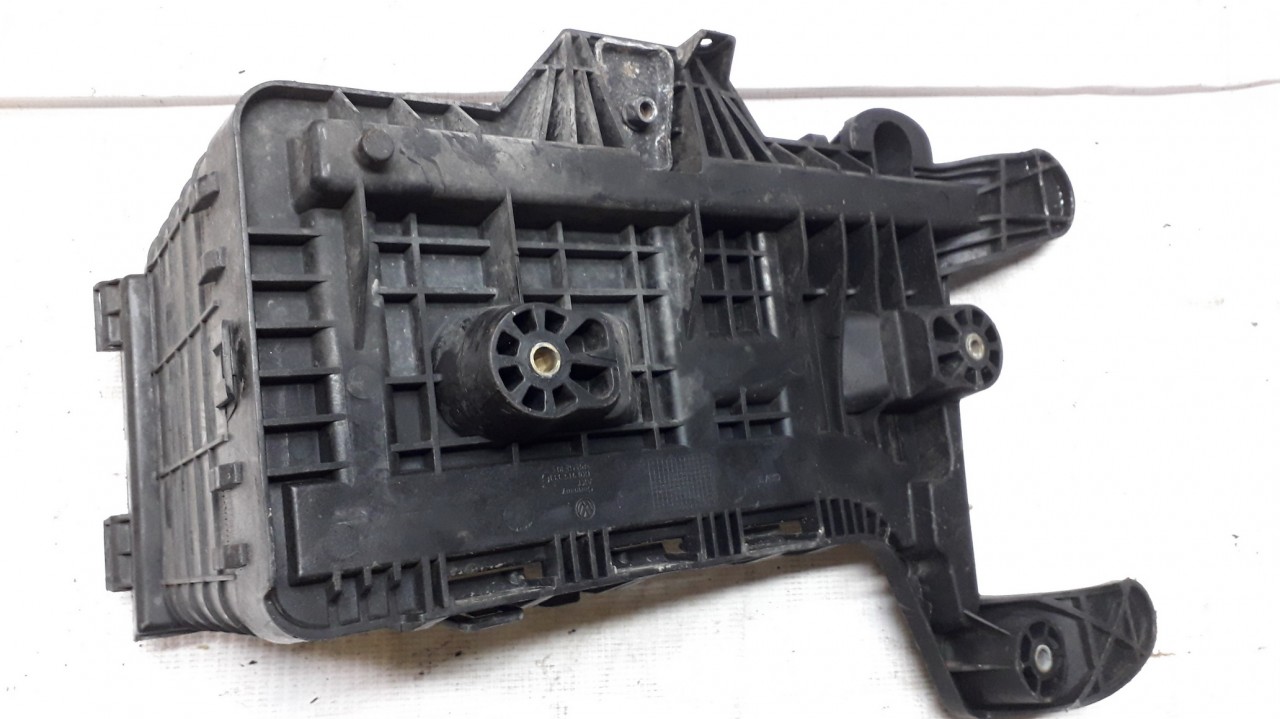 1K0915333 USED Battery Boxes - Trays Volkswagen Passat 2006 2.0L ...