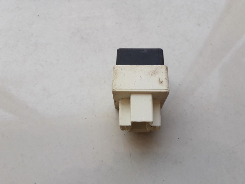 MB953383 5WK1021 Relay module Volvo S40 1999 1.9L 4EUR EIS00819102 ...