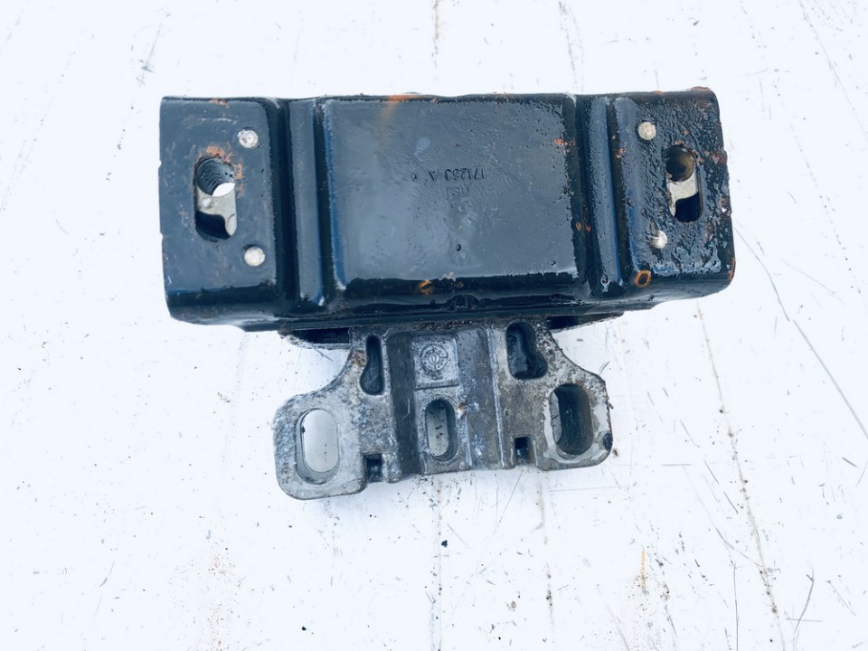 1j0199555 used Engine Mounting and Transmission Mount (Engine support ...