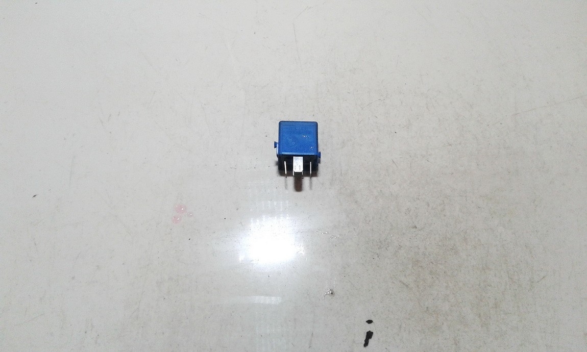 8364581 61.36-8364581, 61368364581 Relay module BMW 3-Series 2000 2.0L ...