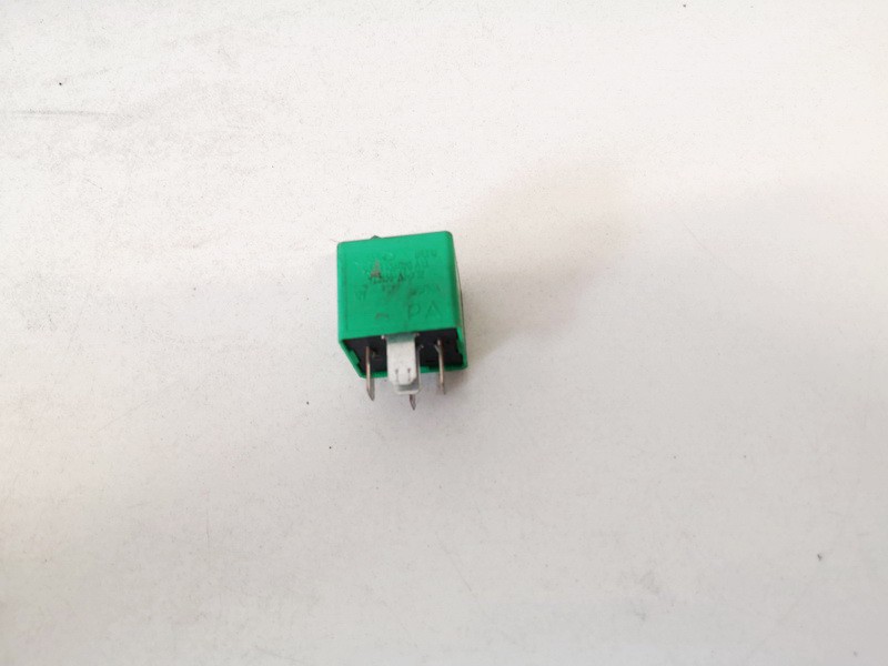 93bg13a025a1b used Relay module Mazda 121 1998 1.3L - EIS01619216 ...