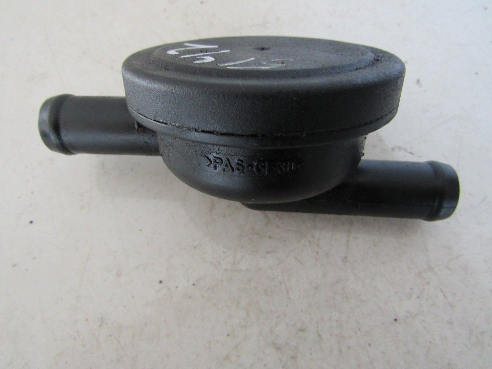 3911171919 3911171919 , 8200045745 , Vacuum pump - Breather (PCV Engine ...