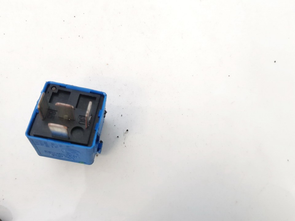 61366915327 61.36-6915327, v23134-k59-x313 Relay module BMW 5-Series ...