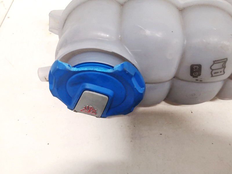 8w0121405b used Expansion Tank coolant (RADIATOR EXPANSION TANK BOTTLE ...