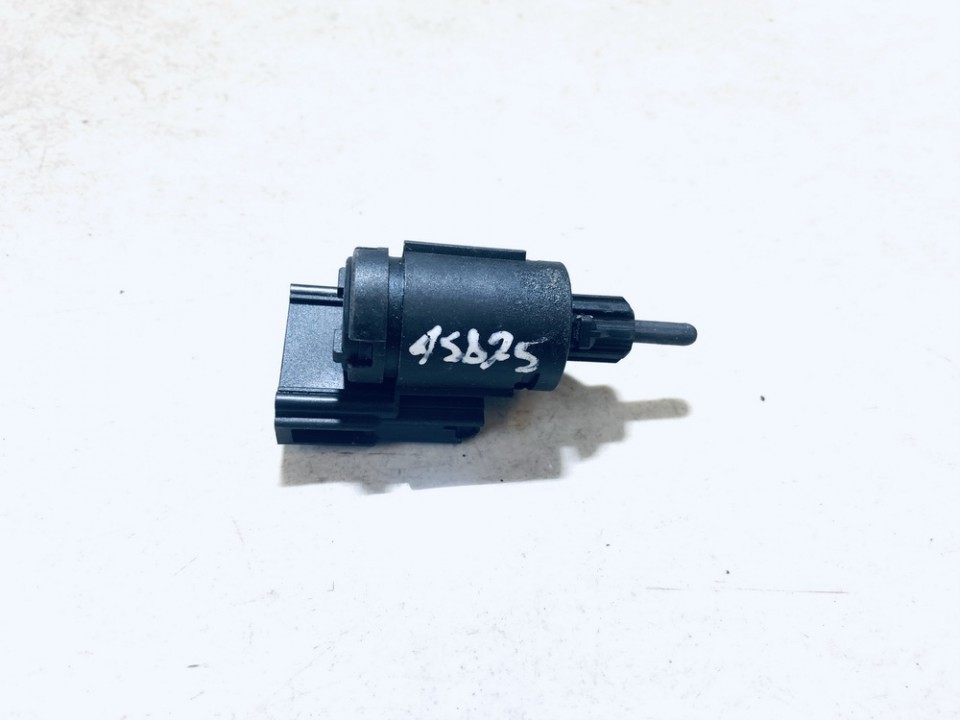 3B0945511A 19322007 Brake Light Switch (sensor) - Switch (Pedal Contact ...