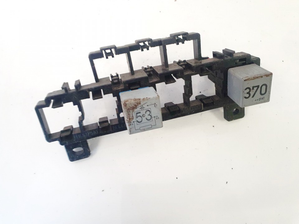 8e0937503 used Fuse box Audi A6 2002 2.5L - EIS01589262 | Used Auto ...