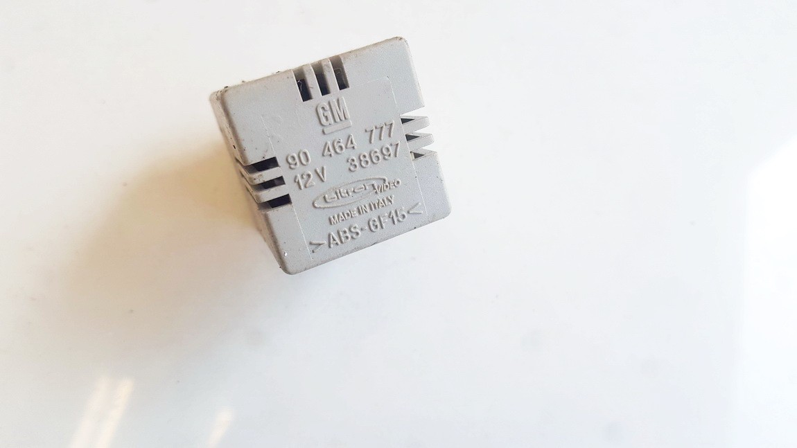 90464777 39697 Relay module Opel Astra 1995 1.6L - EIS00819325 | Used ...