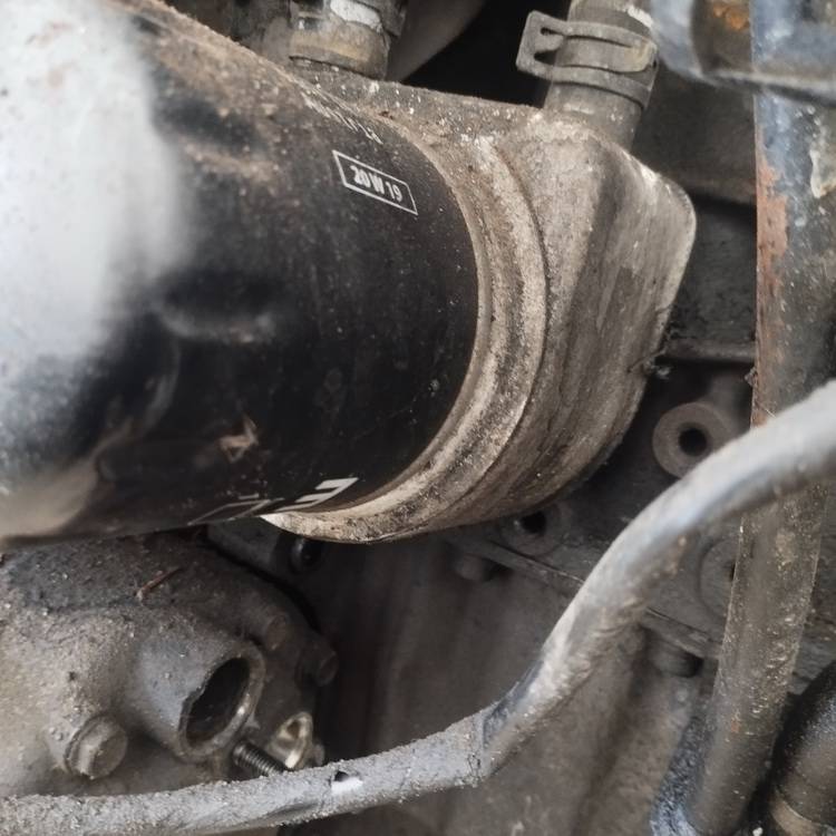 used used Oil filter adapter (bracket - flange, Oil Filter Housing ...