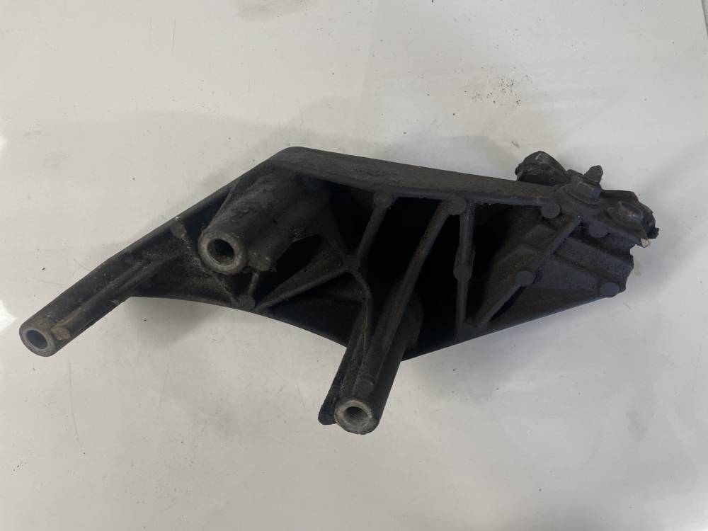 90539457 used Engine Mount Bracket and Gearbox Mount Bracket Opel Corsa ...