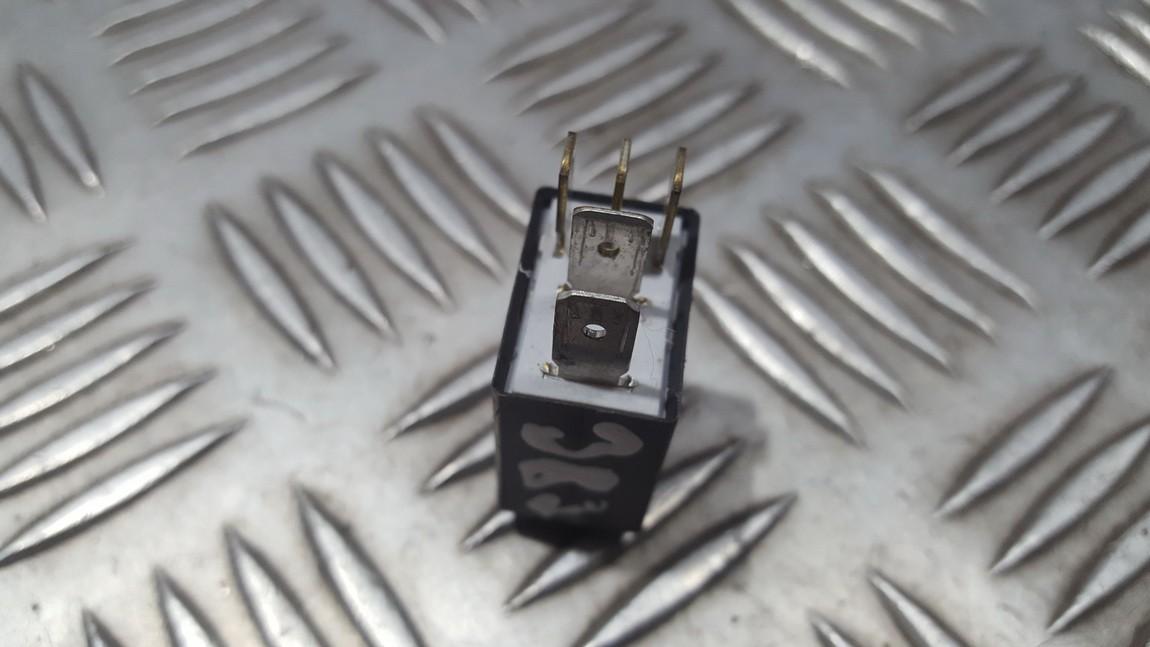 7M0951253C Volkswagen Sharan 2001 Relay module | EuroImpex