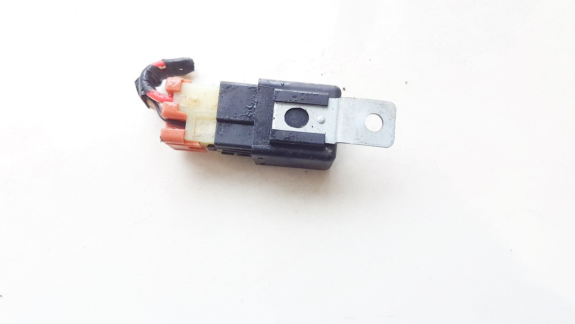 E466330131 Kia Sportage 2009 Relay module | EuroImpex
