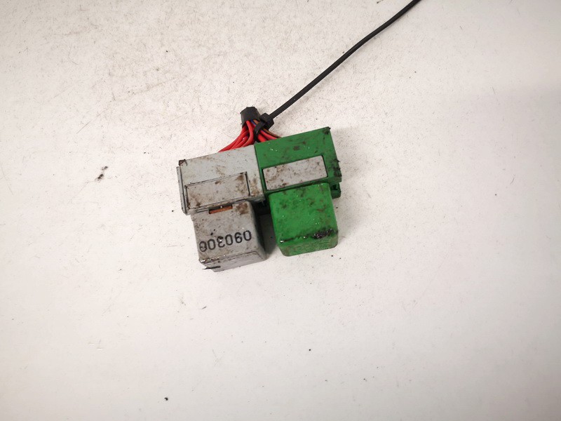 90060264 used Relay module Opel Omega 2000 2.0L - EIS01579633 | Used ...