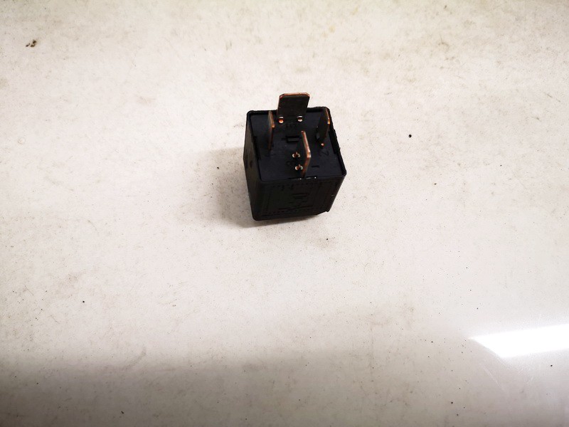 61366901469 v23136-j6-x48, 61.36-6901469 Relay module BMW 5-Series 2011 ...