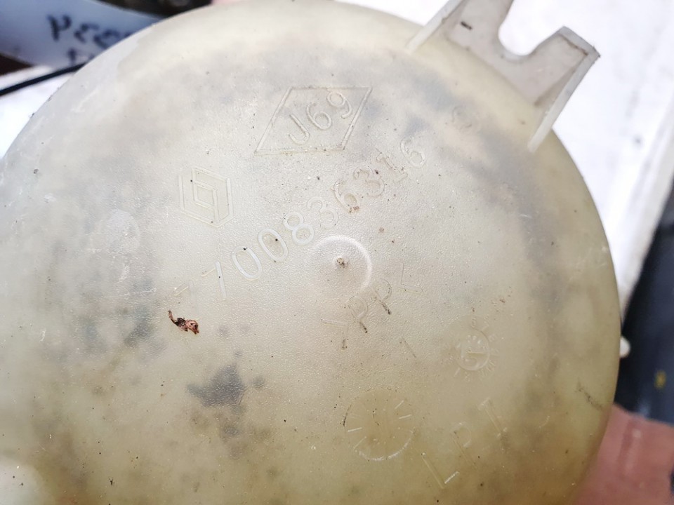 7700836316 used Expansion Tank coolant (RADIATOR EXPANSION TANK BOTTLE ...