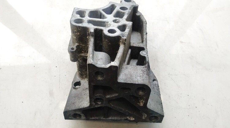 9682877580 6G9Q-6030-CA Engine Mount Bracket and Gearbox Mount Bracket ...