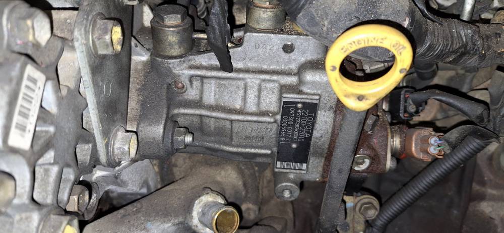 2210027010 09730000177 High Pressure Injection Pump Toyota Corolla ...