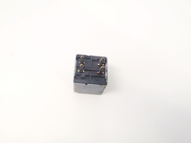 96190189 used Relay module Chevrolet Kalos 2005 1.2L - EIS01039684 ...