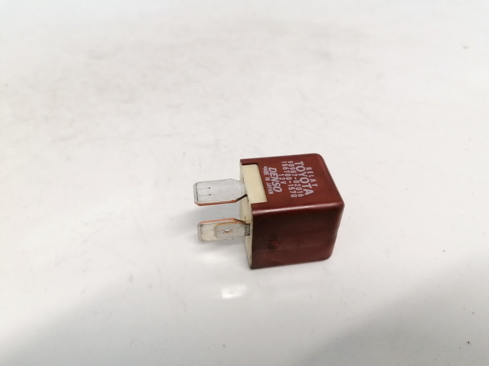 9098702016 90987-02016, 156700-1570 Relay module Toyota Previa 2001 2 ...