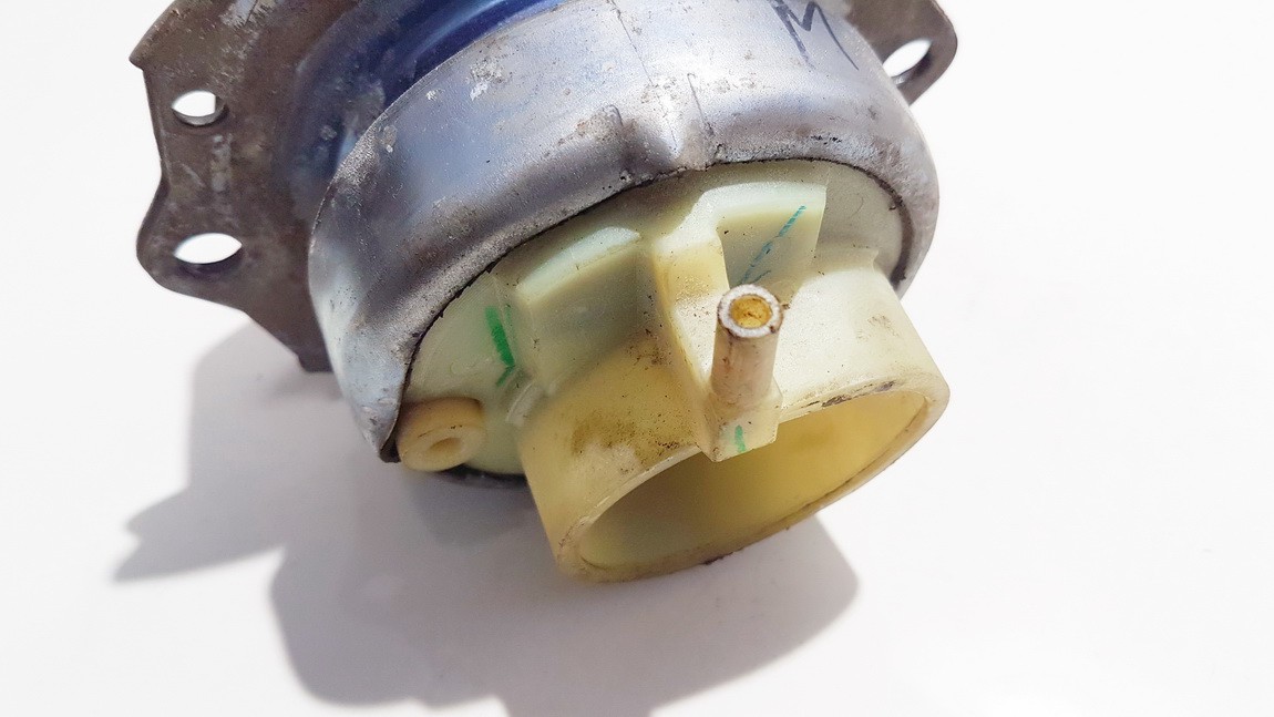 p685751903 160042-12us, 35512, 12-09-1705 Engine Mounting and ...