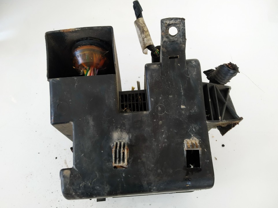 9628024480 311559 Fuse box Citroen Xsara Picasso 2000 1.6L ...