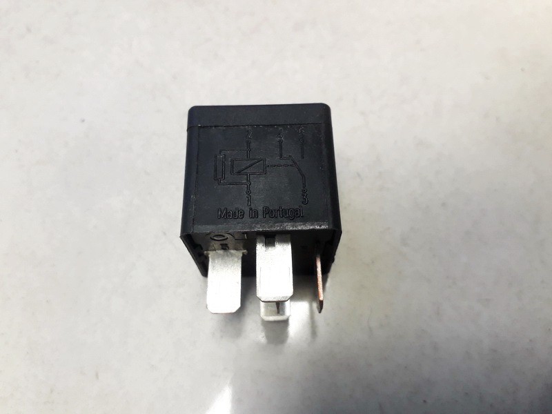 F0AB14B192AA F0AB-14B192-AA Relay module Ford Mondeo 1999 1.8L ...