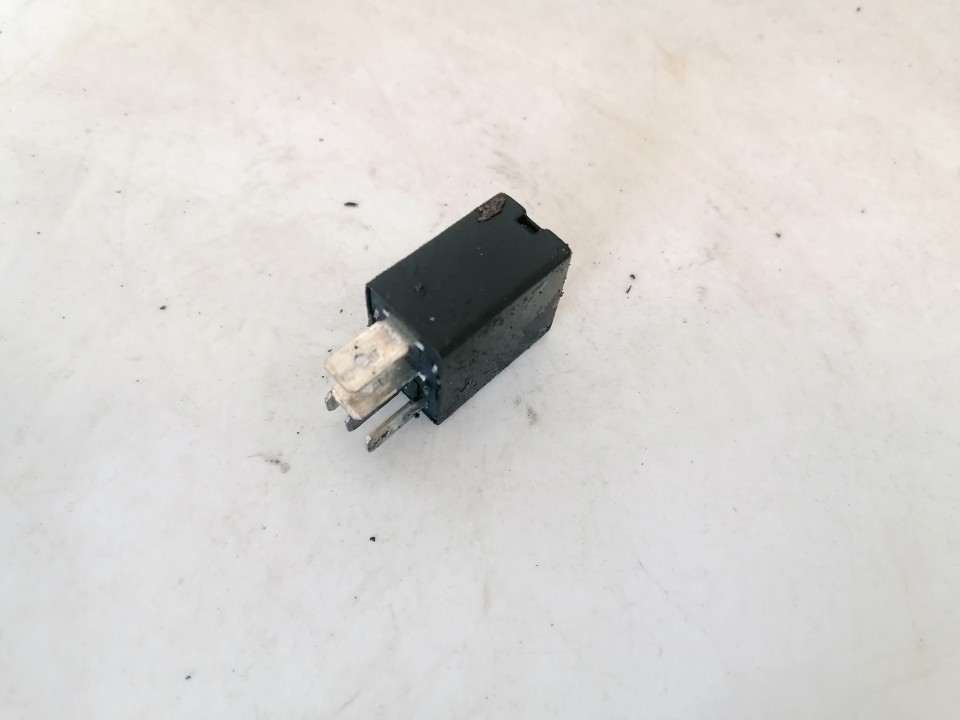 7700414484 used Relay module Renault Scenic 2000 1.9L 5EUR EIS01359819 ...