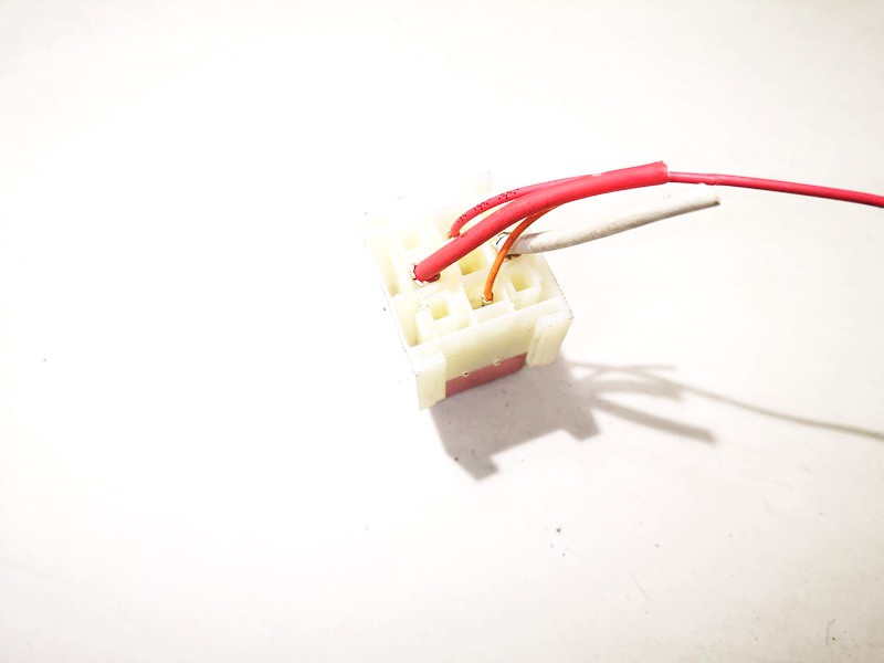 8200308271 Renault Scenic 2005 Relay module | EuroImpex