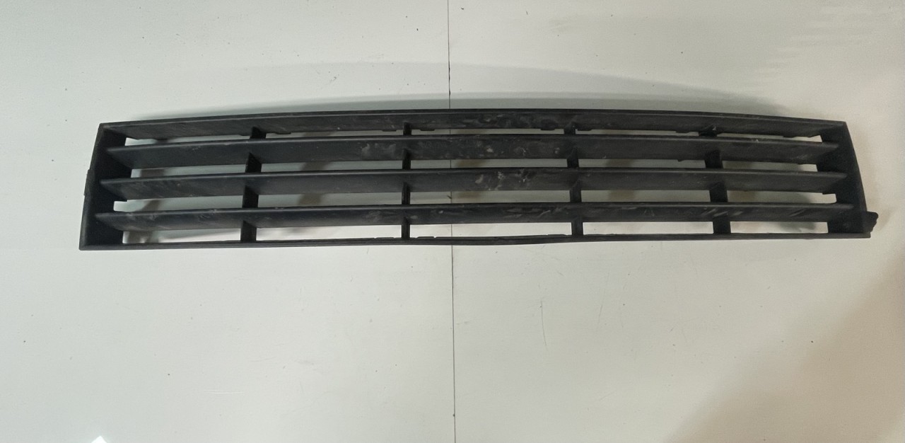 8z0807683 used Bumper Grille Front Center Audi A2 2001 1.2L ...