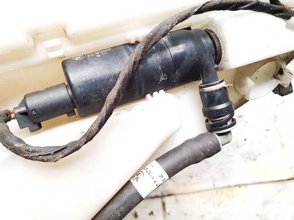 6712721779202 67127217792-02 Headlight Washer Pump BMW X5 2008 ...