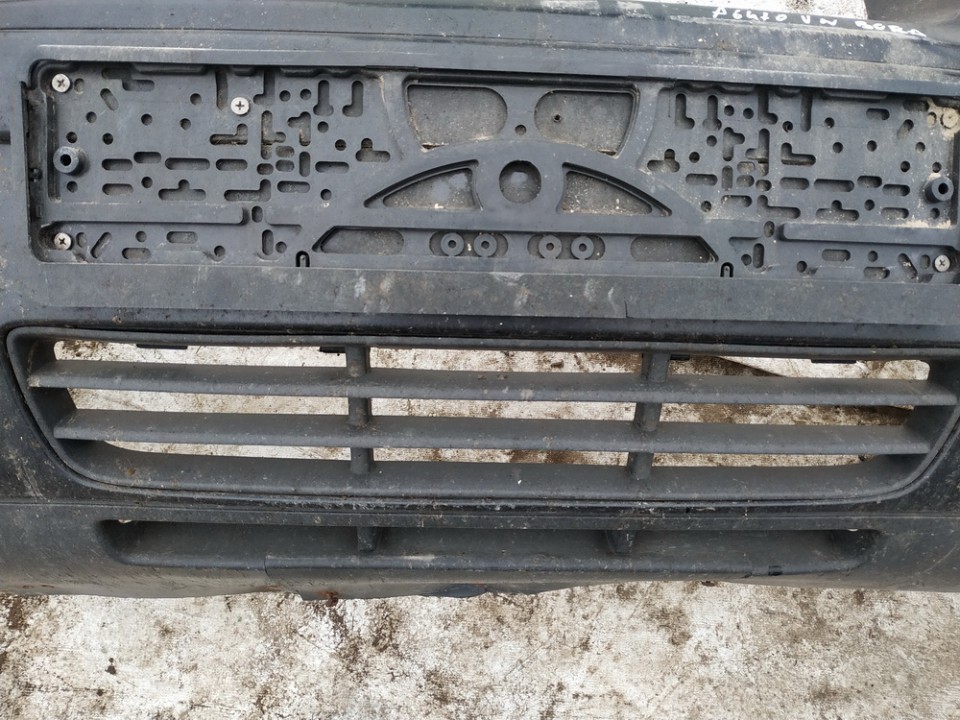 Volkswagen Bora 2000 Bumper Grille - FRONT CENTER | EuroImpex