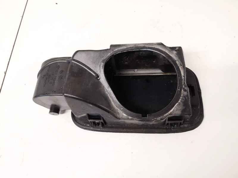 51177003915 used Fuel door Gas cover Tank cap (FUEL FILLER FLAP) BMW 7 ...