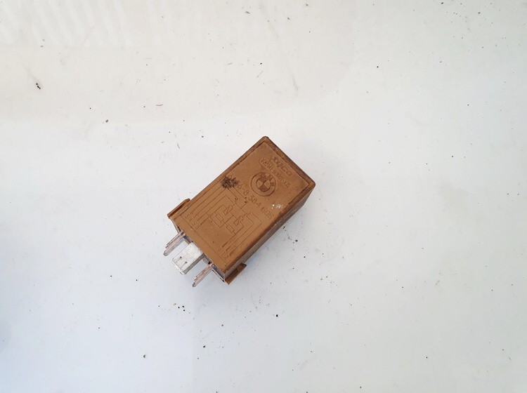 61368384505 v23141-b3001-x15 Relay module BMW 5-Series 2005 2.0L ...