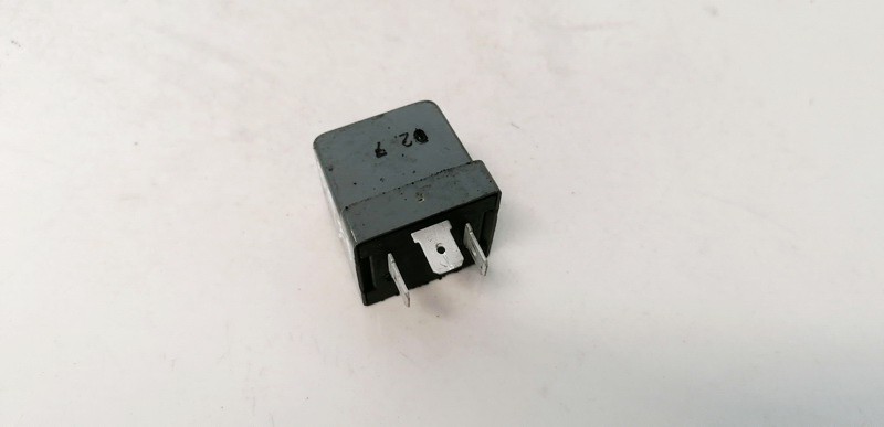 2042103 A73385 Relay module Peugeot 406 1997 1.9L - EIS01139949 | Used ...