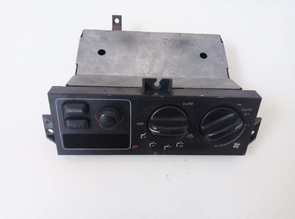 55036048 0073279 Climate Control Panel (heater control switches) Jeep ...