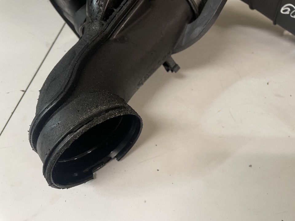 13718512249 13718508047 WITH DEFECT Intake Hose (Air HOSE)(Air Pipe ...